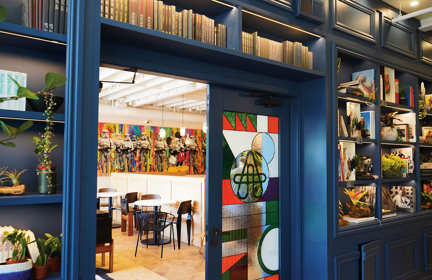 The Artist Tree Revels in Applying an Artistic Touch