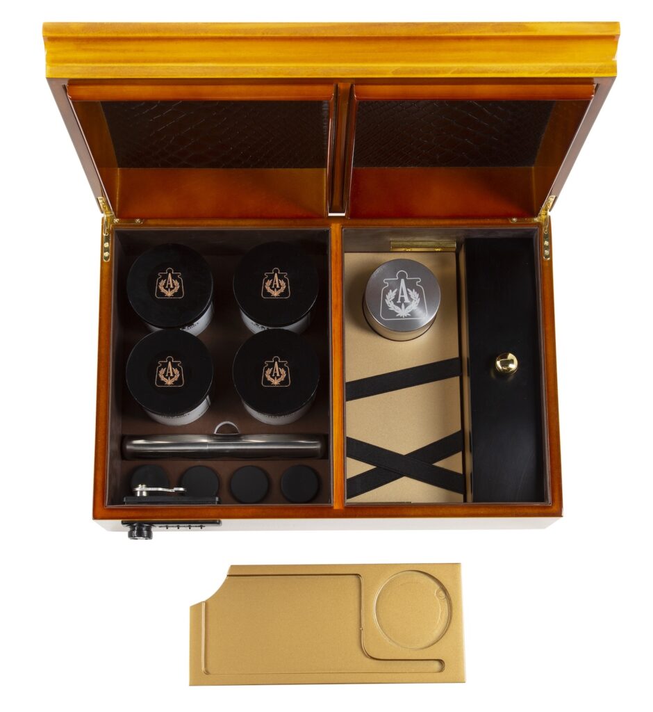 8 Luxury Cannabis Accessories for Sophisticated Tastes